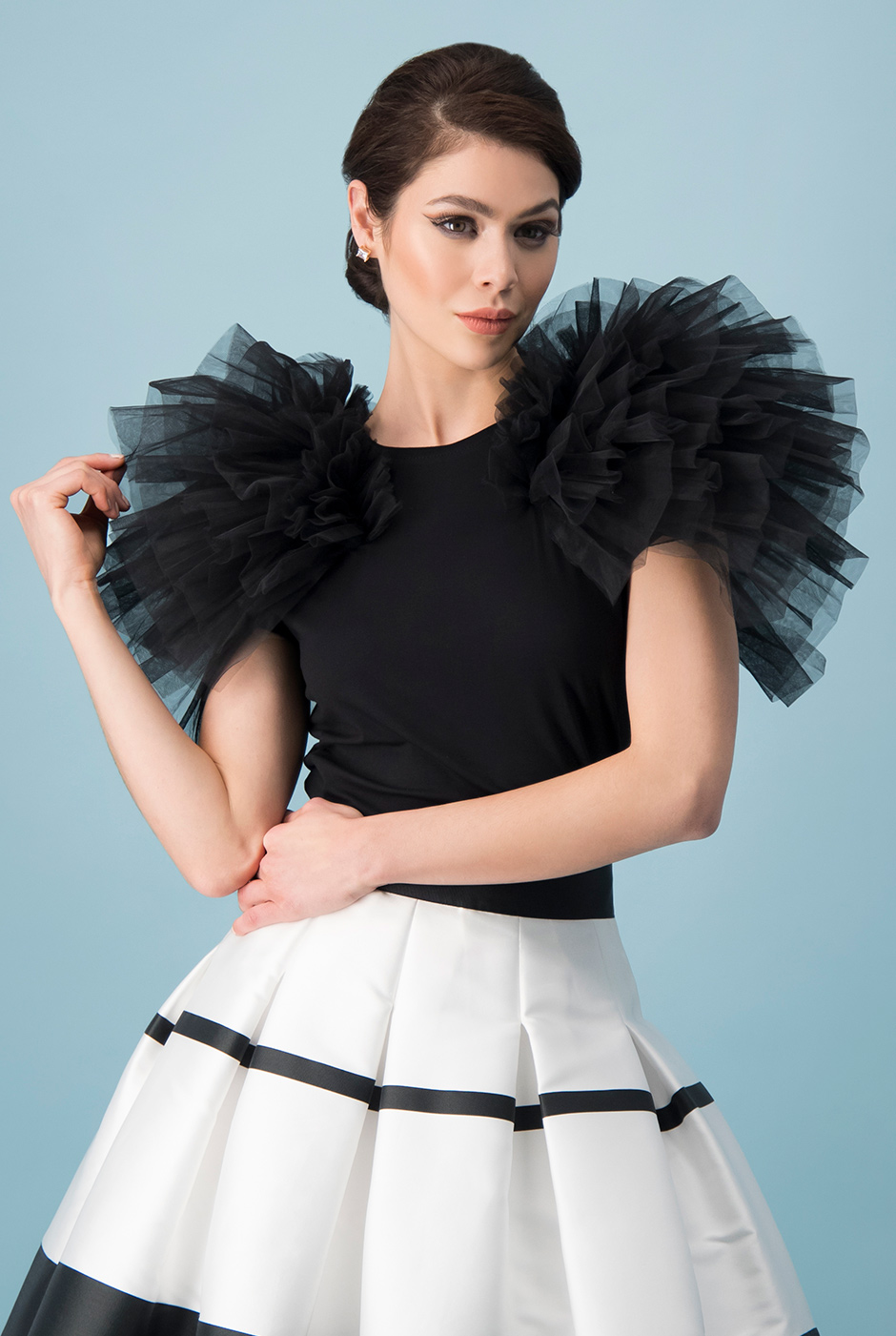Black Ruffled Tulle Sleeve Top - Martha Debayle